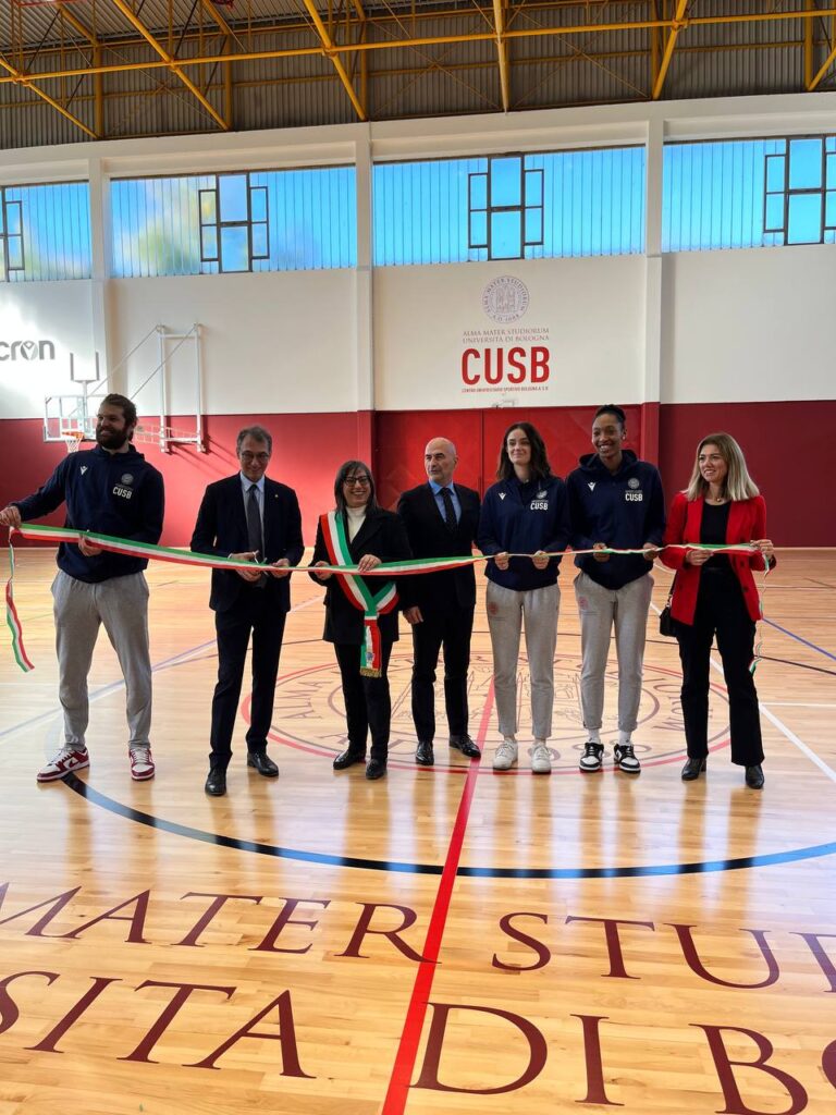 Olbis André at the inauguration of the Cusb Palarecord